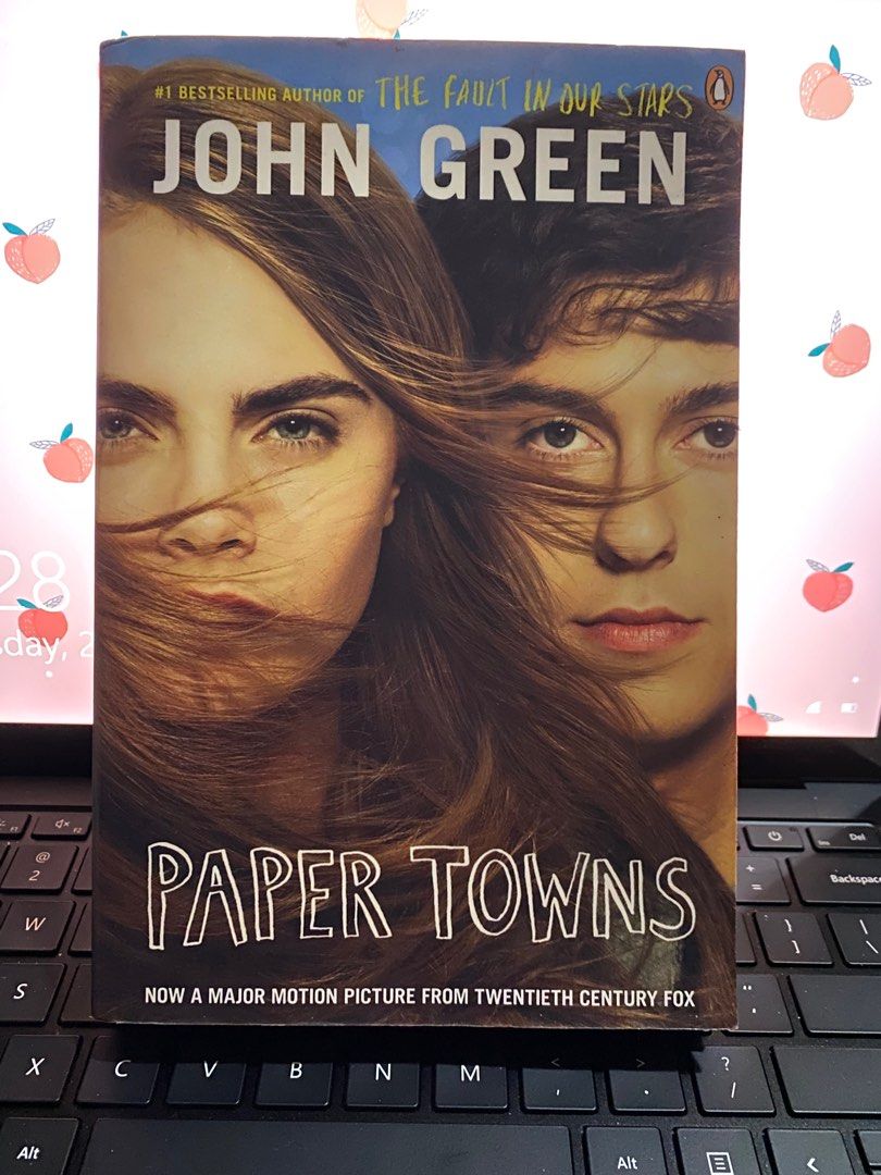 NOVEL PAPER TOWNS BY JOHN GREEN, Hobbies & Toys, Books & Magazines ...