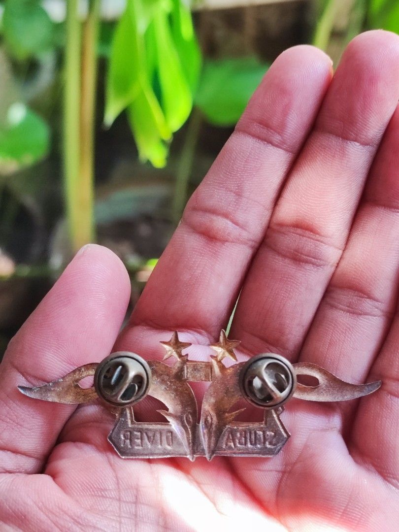 Pin Scuba Diver Lawas Asli Bekas Wing Tentara TNI AL, Antik, Pajangan ...
