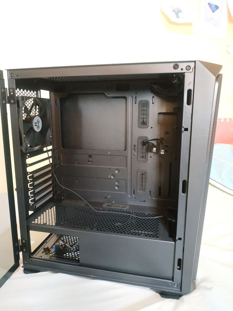 RAKK Haliya ATX Gaming Case Black, Computers & Tech, Parts ...
