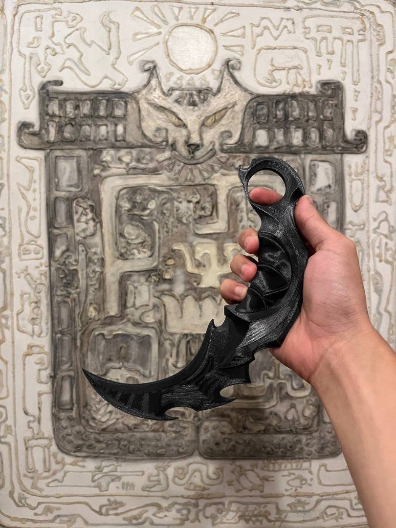 Reaver Karambit Valorant Life Size, Hobbies & Toys, Toys & Games on ...