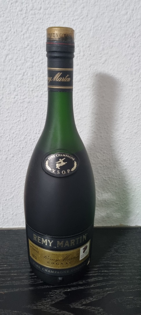 Remy Martin VSOP Cognac 100cl 1 litre, Food & Drinks, Alcoholic ...