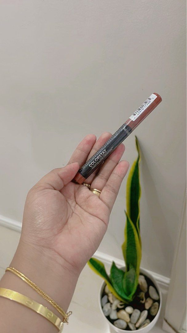 Revlon lispstick, Beauty & Personal Care, Face, Makeup on Carousell