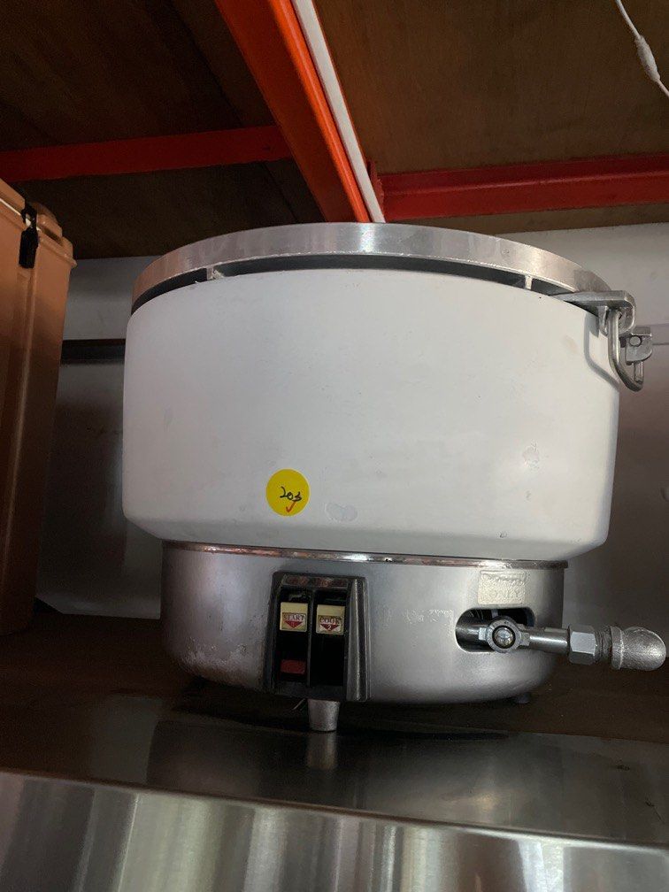 Rinnai rice cooker, TV & Home Appliances, Kitchen Appliances, Cookers ...