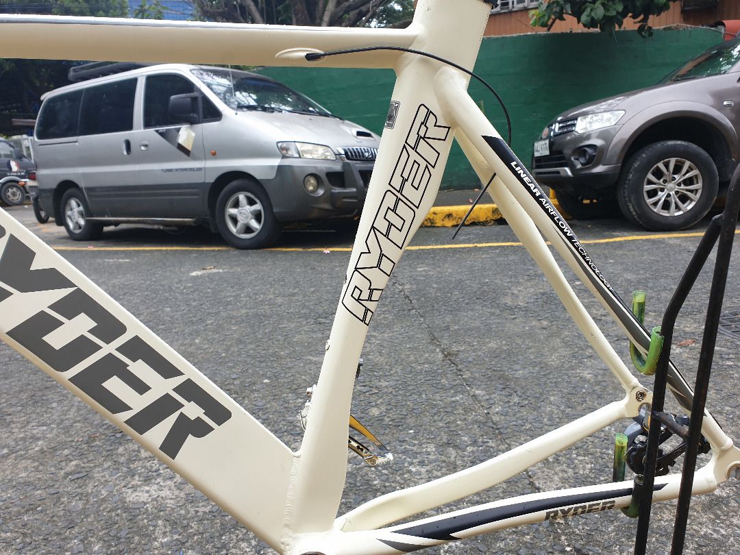 Ryder Aerodynamic Road Bike Frame (Size 53) Package, Sports Equipment ...