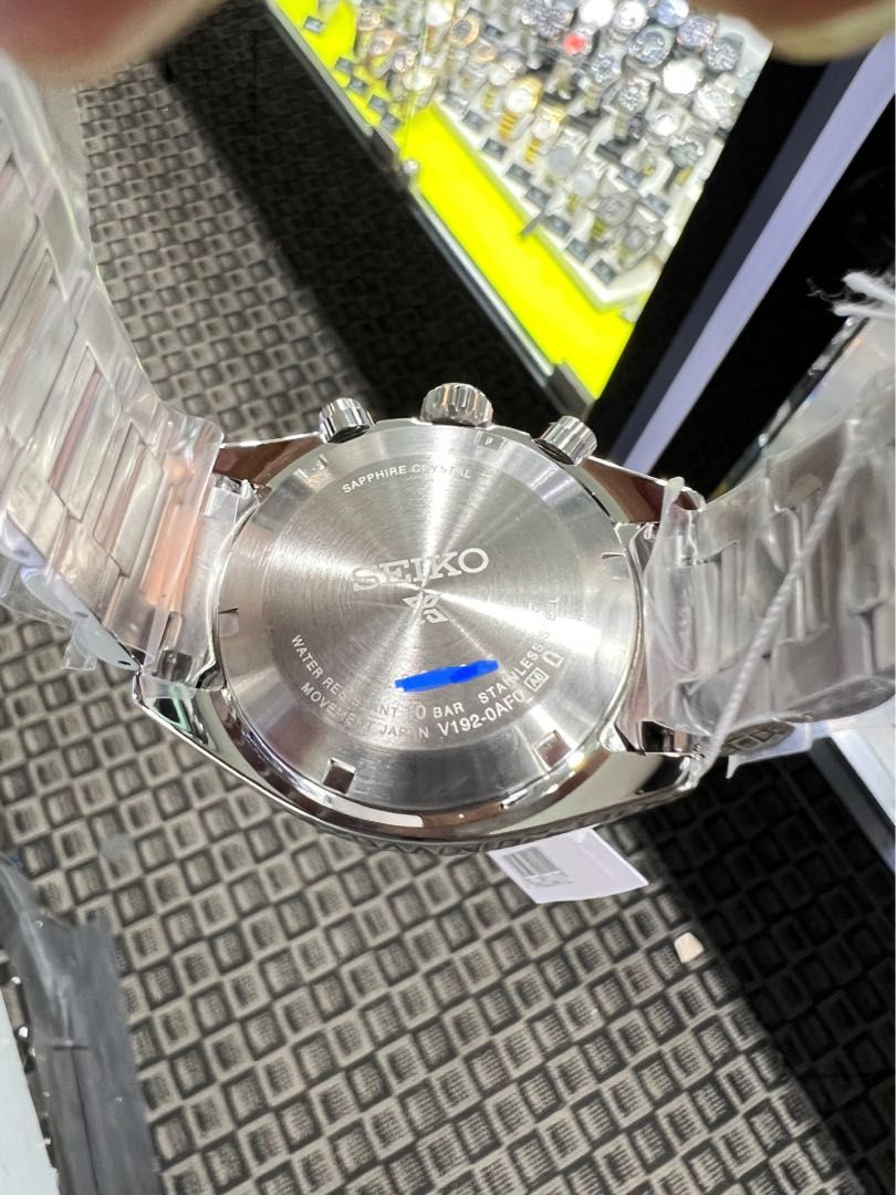 SEIKO PROSPEX PANDA CHRONOGRAPH SOLAR SSC813P1, Men's Fashion, Watches ...