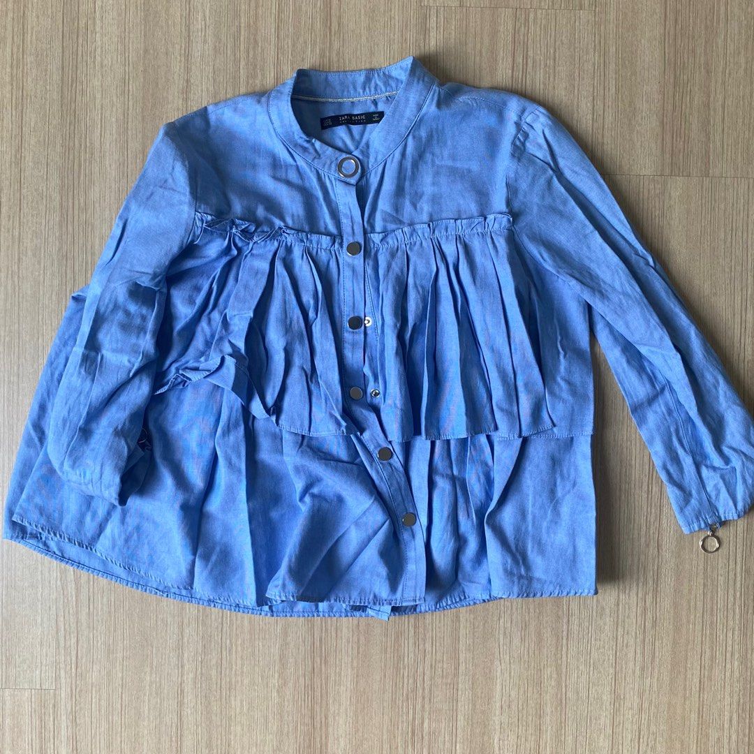 [SELL] ZARA Denim blouse, Women's Fashion, Tops, Blouses on Carousell