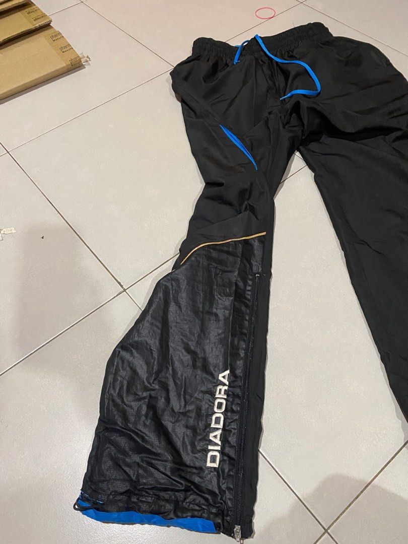 Seluar Track Diadora Track Pants. Sedap pakai, Men's Fashion, Bottoms ...