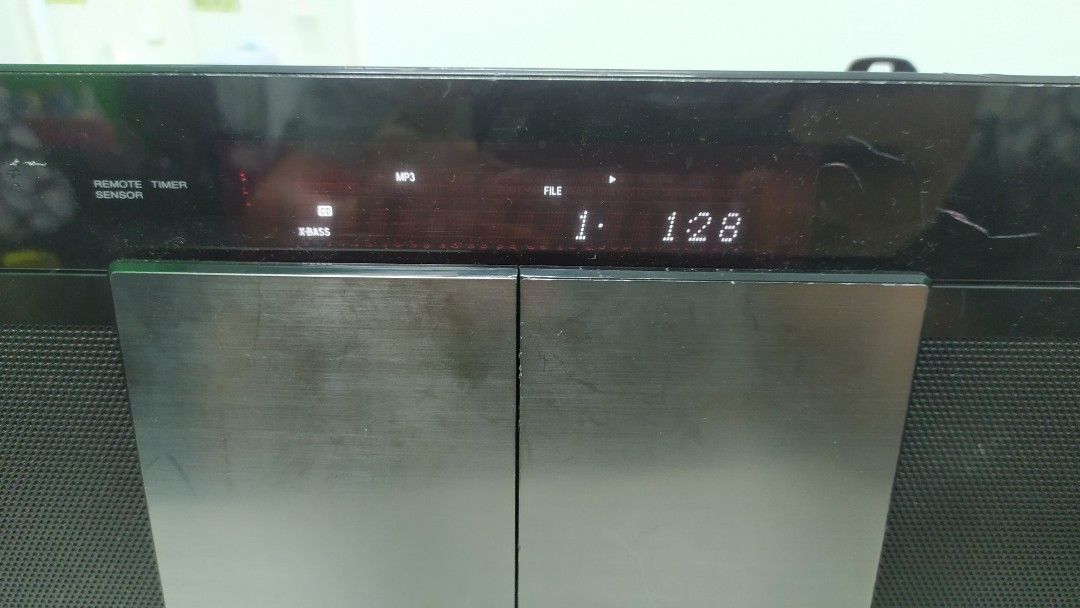 Sharp slim Micro system, Audio, Portable Music Players on Carousell