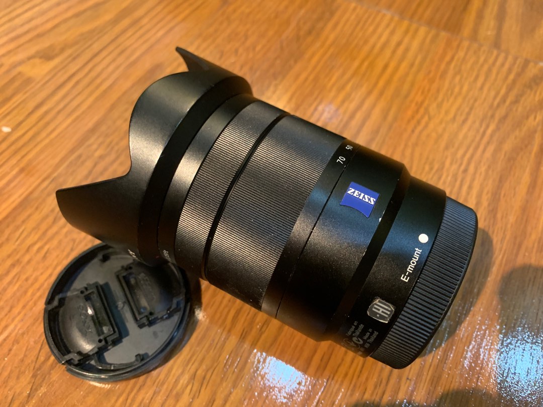 Sony F4 16-70mm, Photography, Lens & Kits on Carousell