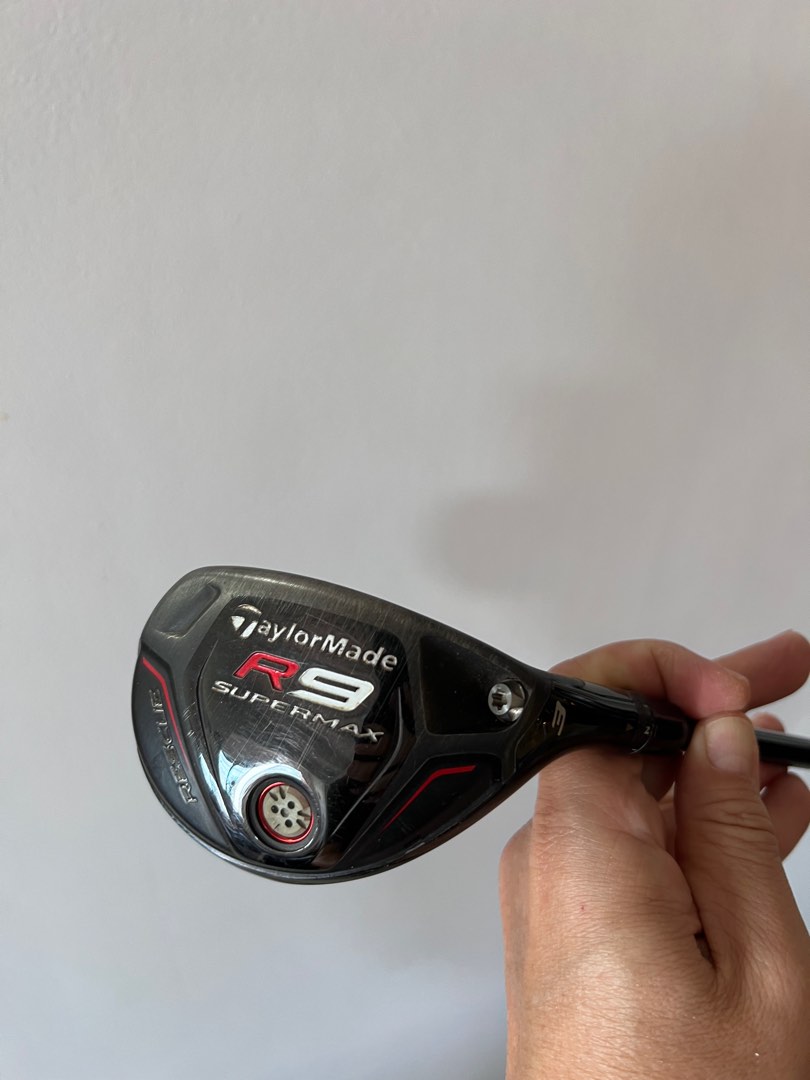 TaylorMade R9 Rescue wood, Sports Equipment, Sports & Games, Golf on Carousell