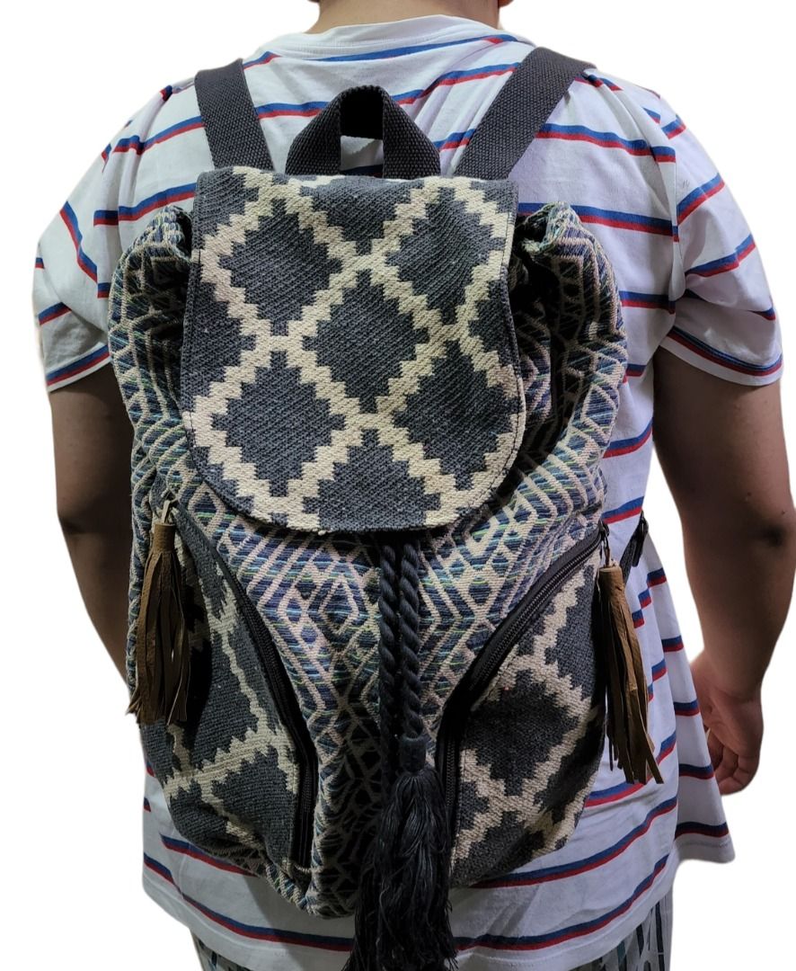 Unique Mossimo Backpack (Unisex), Men's Fashion, Bags, Backpacks on ...