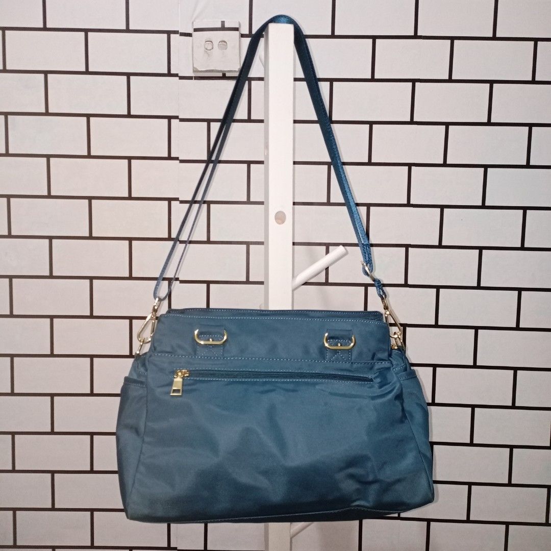 Valentino Rudy original shoulder woman bag, Barang Mewah, Tas & Dompet ...