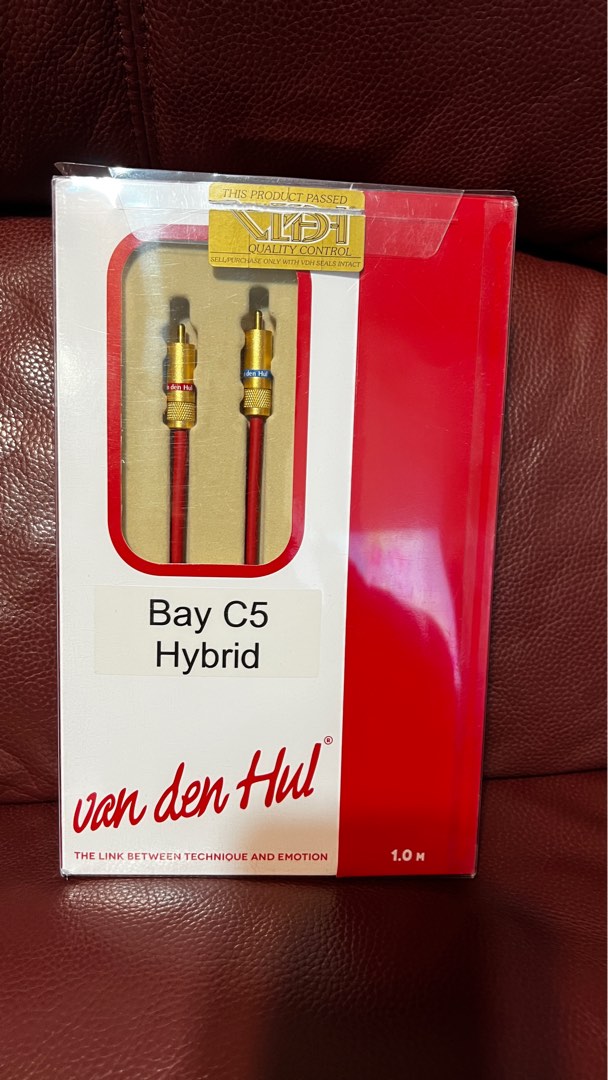 van den Hul Bay C5 Hybrid 1m RCA cable, 其他, 其他 - Carousell