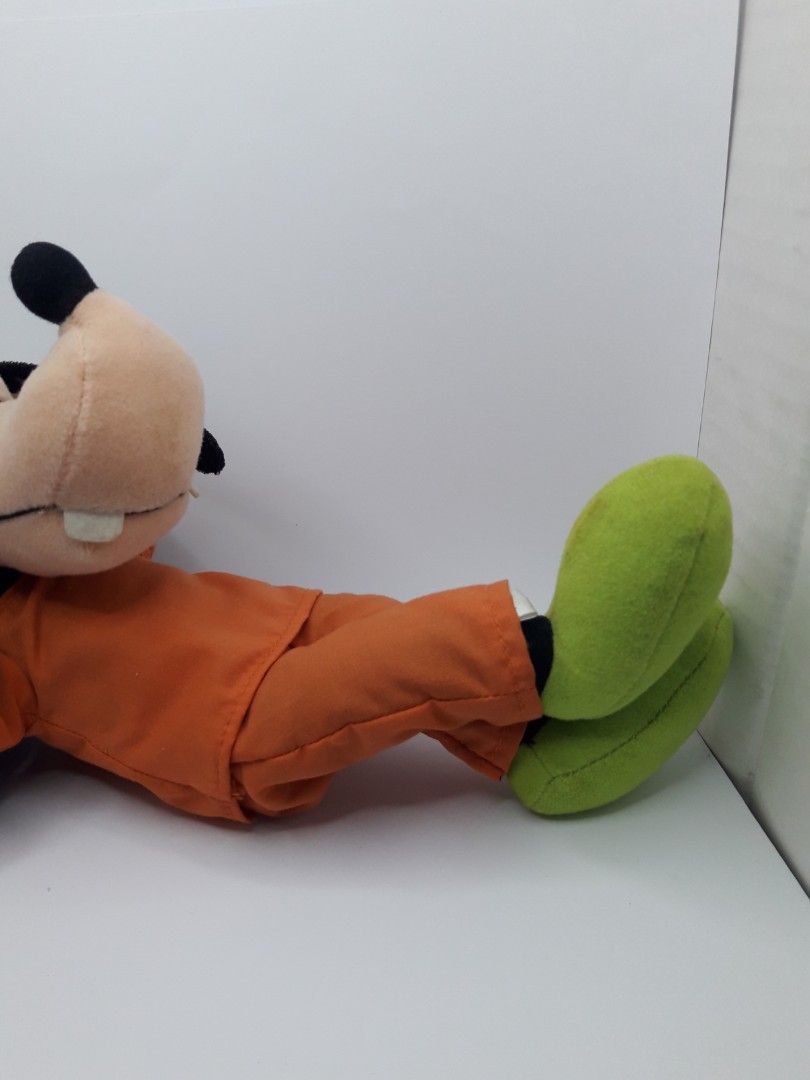 Vintage 1998 Disney Sleeping Goofy Stufftoy, Hobbies & Toys, Toys ...