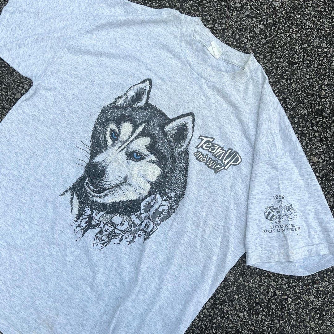 Vintage 90s Wolf Tee, Men's Fashion, Tops & Sets, Tshirts & Polo Shirts ...