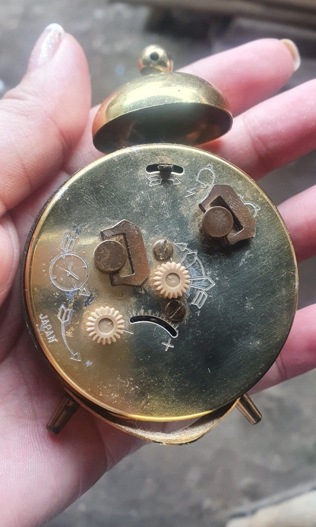 Vintage citizen alarm travel clock, Mobile Phones & Gadgets, Wearables ...