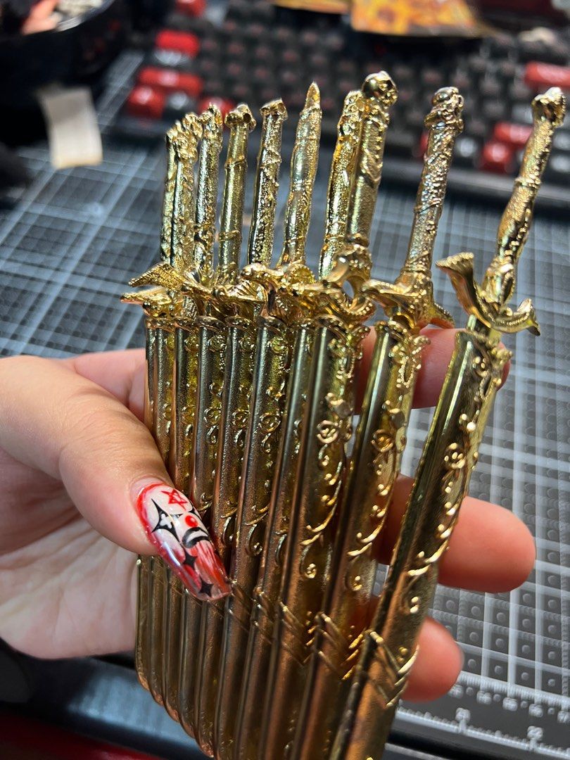 vintage gold swords display from chinese comic, Hobbies & Toys ...