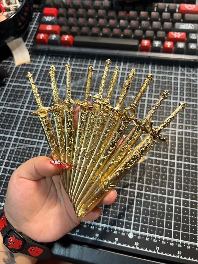 vintage gold swords display from chinese comic, Hobbies & Toys ...