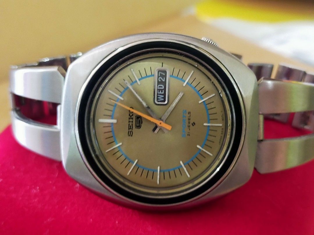 Vintage Seiko sports 6319 automatic Japan watch, Men's Fashion, Watches ...