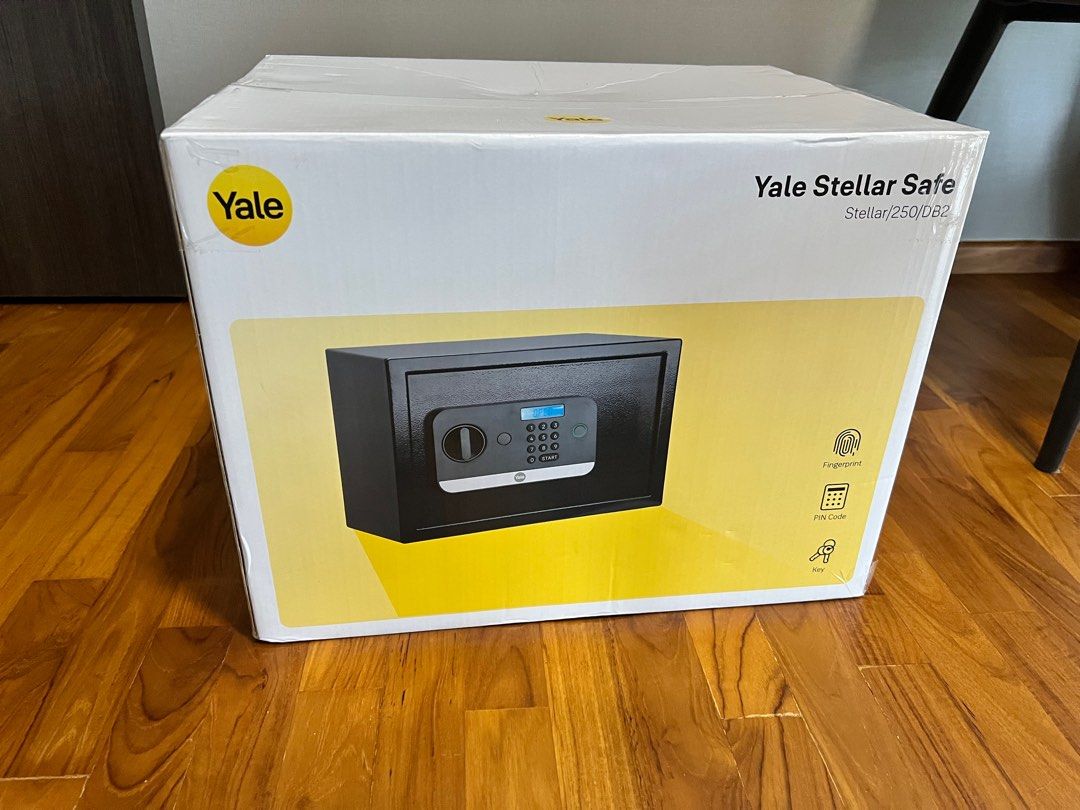 Yale Stellar Safe 250/DB2, Furniture & Home Living, Security & Locks ...