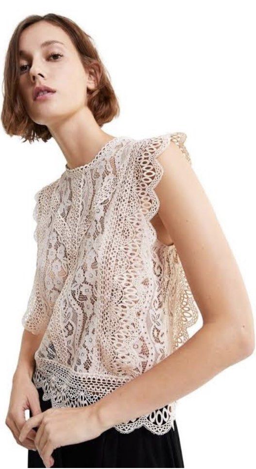 ZARA ins White Lace Embroidered Scallop Ruffled sleeve blouse, Women's ...