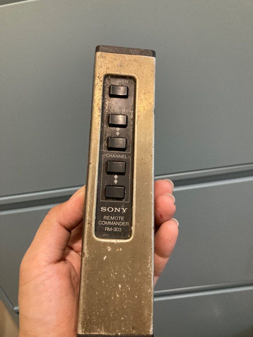 1970s Sony Colored TV remote control (not working), Audio, Other Audio ...