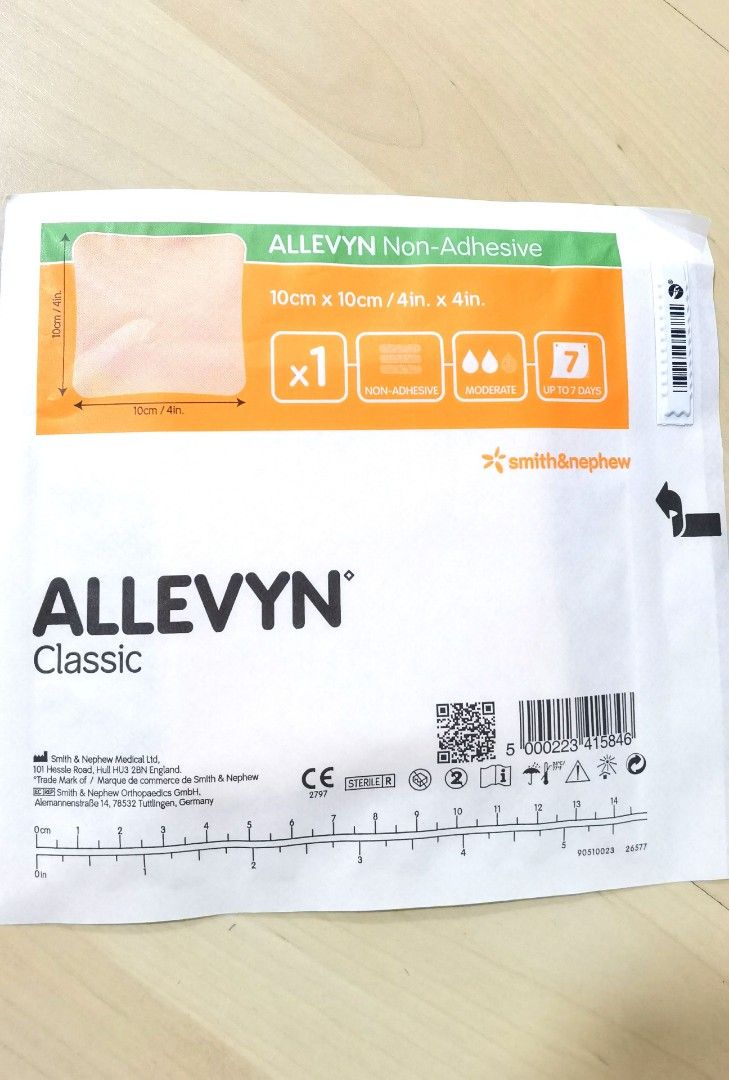 Allevyn Classic 10x10cm, Health & Nutrition, Medical Supplies & Tools ...