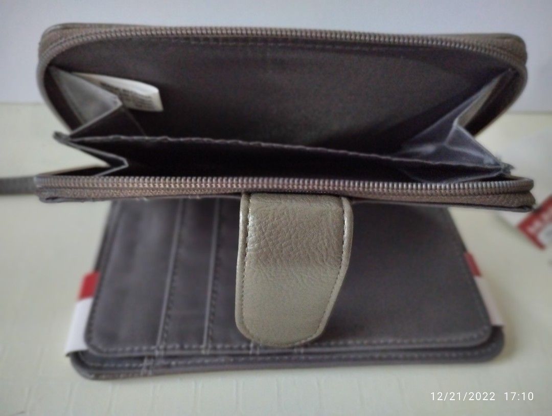 All-in-One Clutch or Wallet by Mundi, Women's Fashion, Bags & Wallets ...