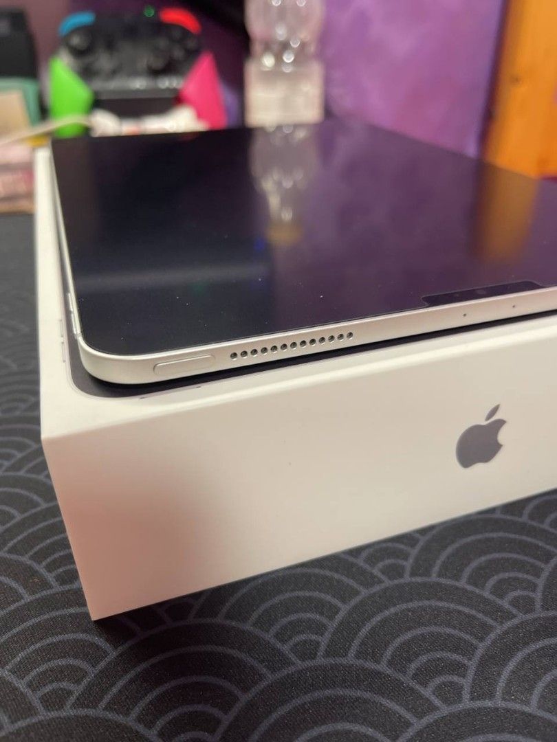 Apple IPad pro 2019 256gb silver 11 inch LTE SIM and apple pencil ...