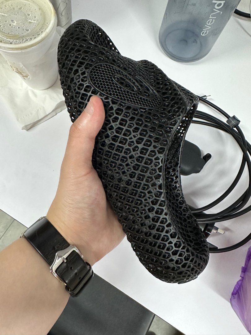 Asics 3D slides, Men's Fashion, Footwear, Flipflops and Slides on Carousell
