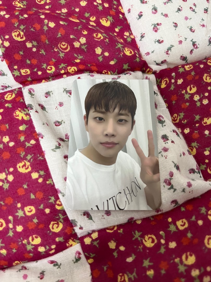 Astro MJ Jinjin Photocard, Hobbies & Toys, Collectibles & Memorabilia, K-Wave on Carousell