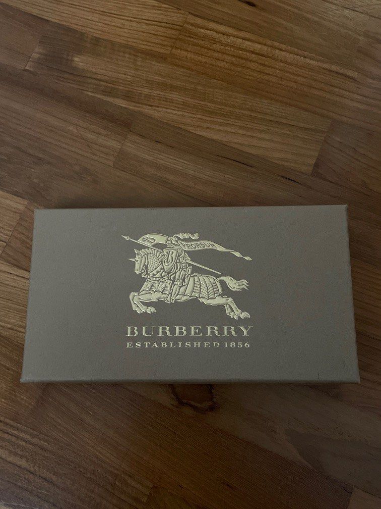 Burberry Color Pencils, Hobbies & Toys, Stationery & Craft, Stationery ...