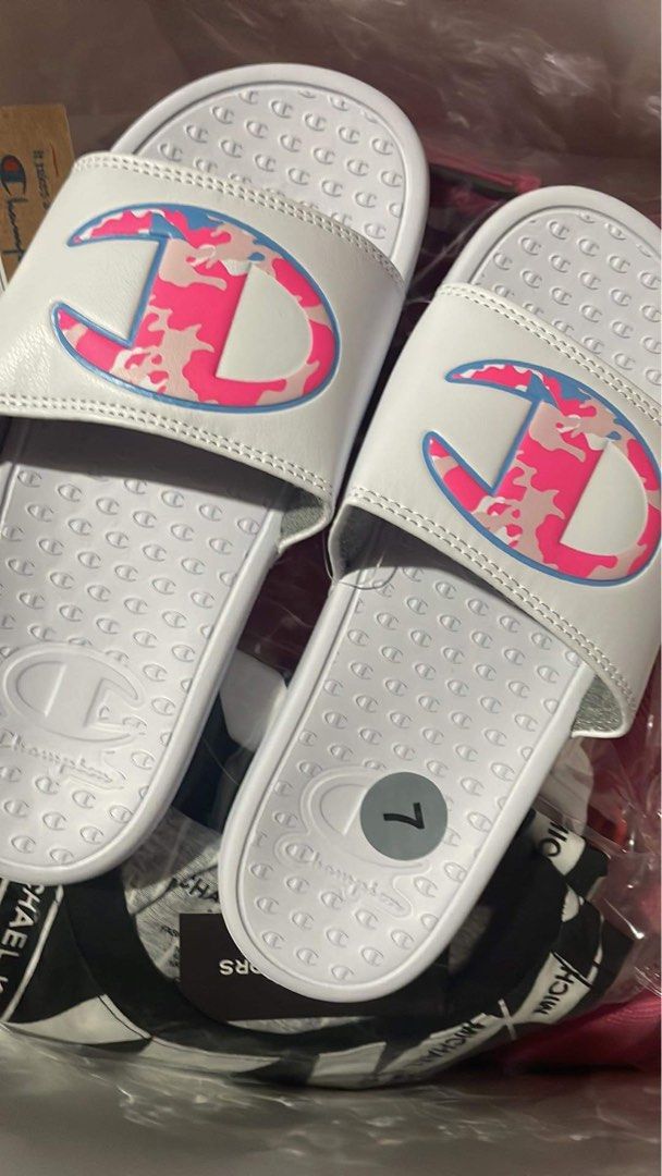 Champion Orig size 7, Women's Fashion, Footwear, Slippers and slides on ...