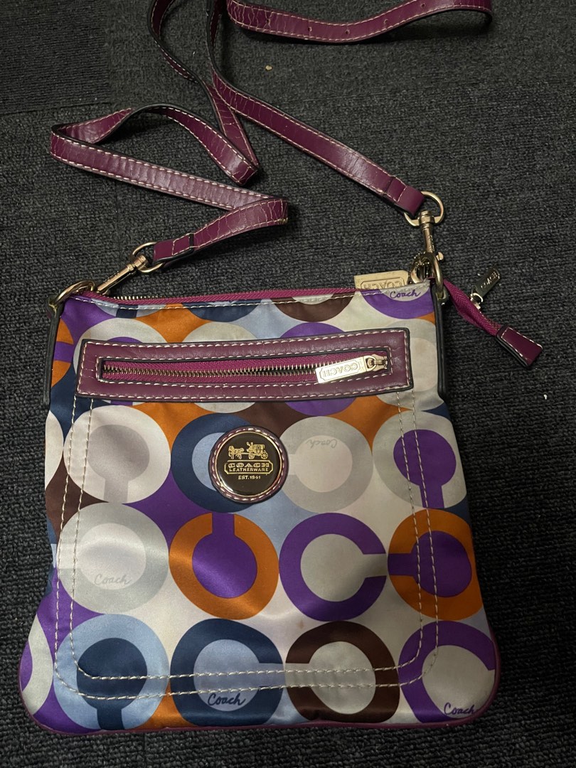 COACH BODY BAG, Women's Fashion, Bags & Wallets, Cross-body Bags on ...