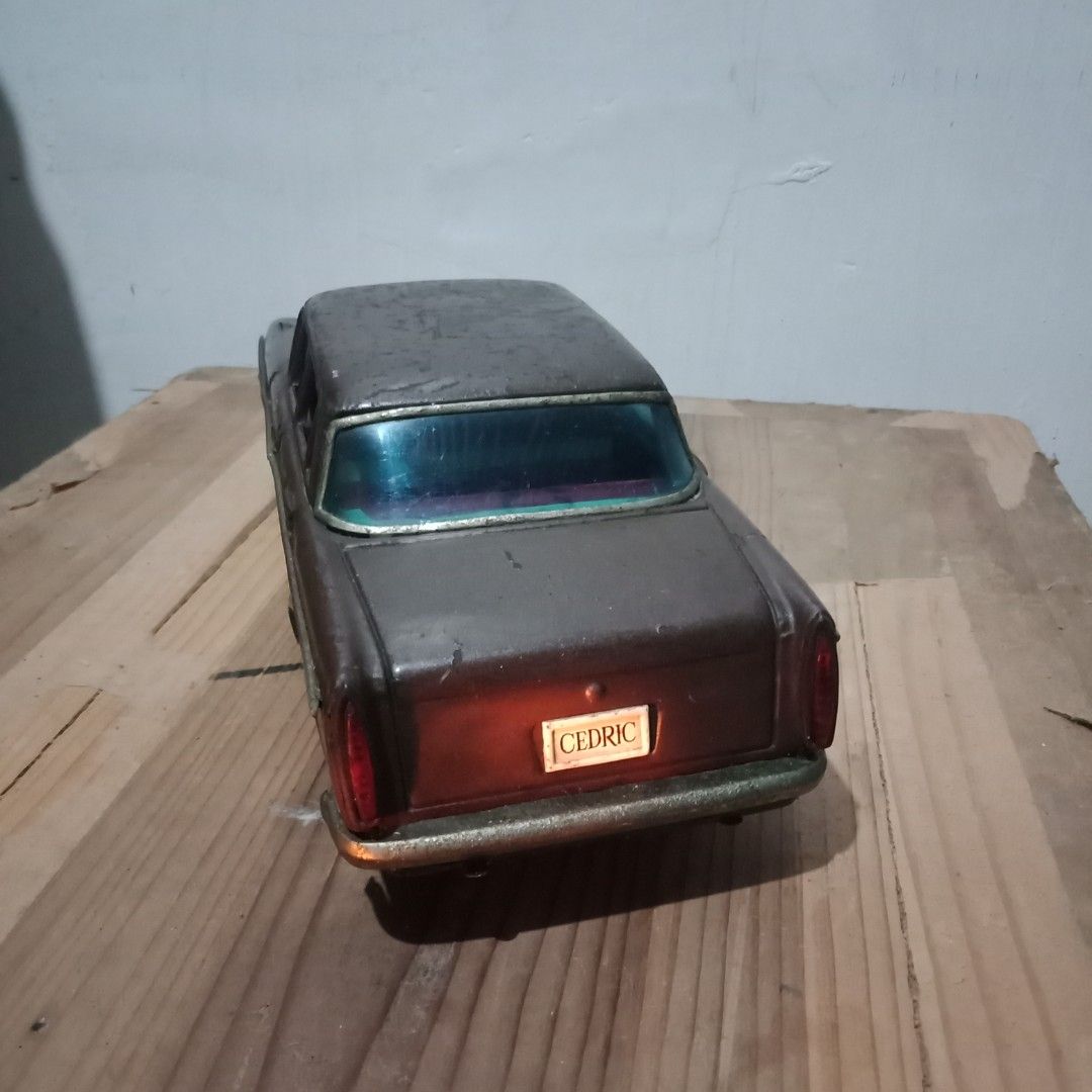 extremely rare 1960 Cedric Tin Toy Car, Hobbies & Toys, Memorabilia ...