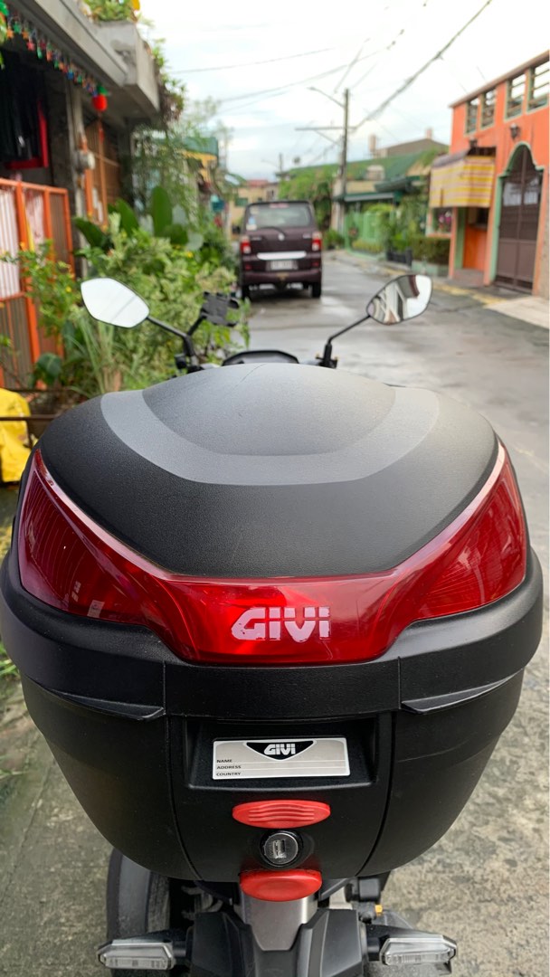 Givi box B27N 27Liters (Original Givi), Motorbikes, Motorbike Parts ...