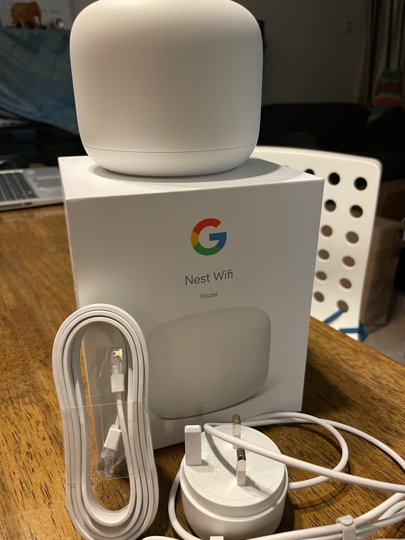 Google nest wifi router, Computers & Tech, Parts & Accessories, Networking on Carousell