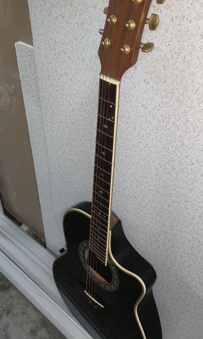 Guitar acoustic Pro martin made in Japan, Hobbies & Toys, Music & Media ...