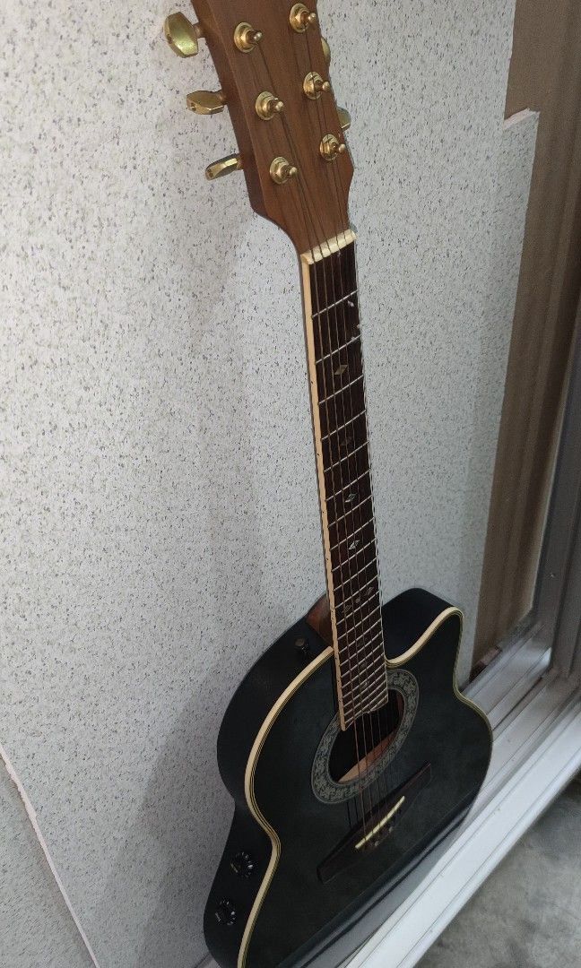 Guitar acoustic Pro martin made in Japan, Hobbies & Toys, Music & Media ...