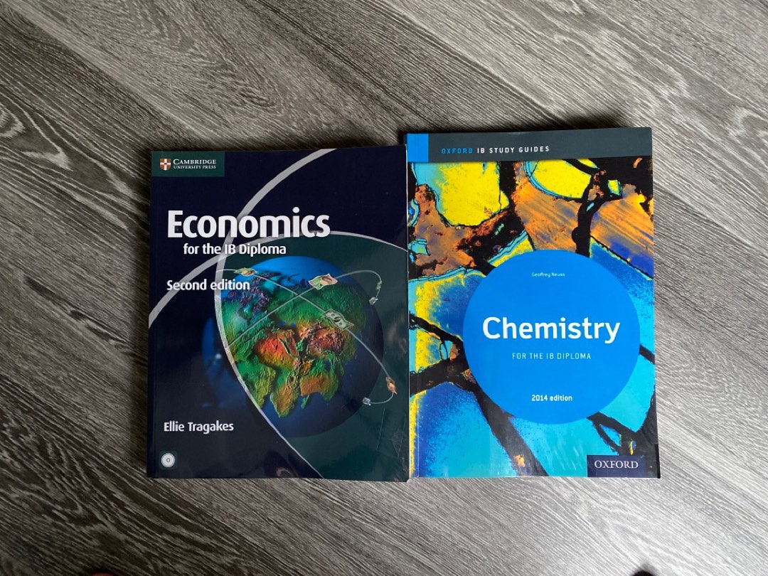 IB essential helpful textbooks, Hobbies & Toys, Books & Magazines ...