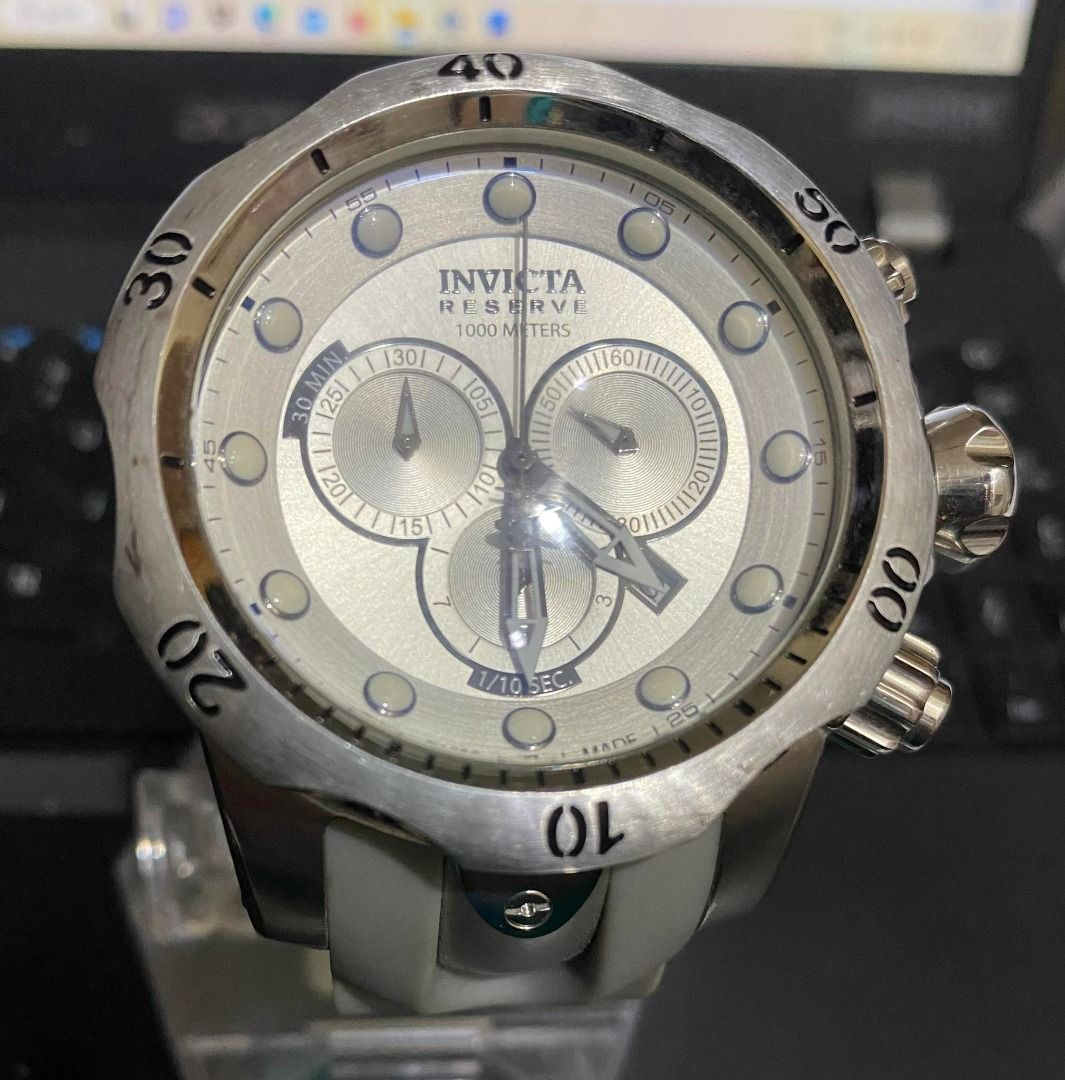 Invicta Venom F0004 Reserve Collection Chronograph Mens Swiss Watch ...