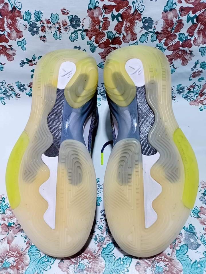 Klay Anta KT6 Basketball Shoes, Men's Fashion, Footwear, Shoe inserts & accessories on Carousell