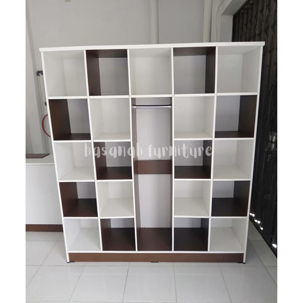 Lemari Rak Laundry Meja Kasir Satu Paket Murah, Perabotan Rumah di ...