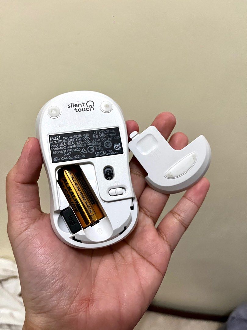 Logitech M221 Wireless Mouse Computers And Tech Parts And Accessories Mouse And Mousepads On Carousell