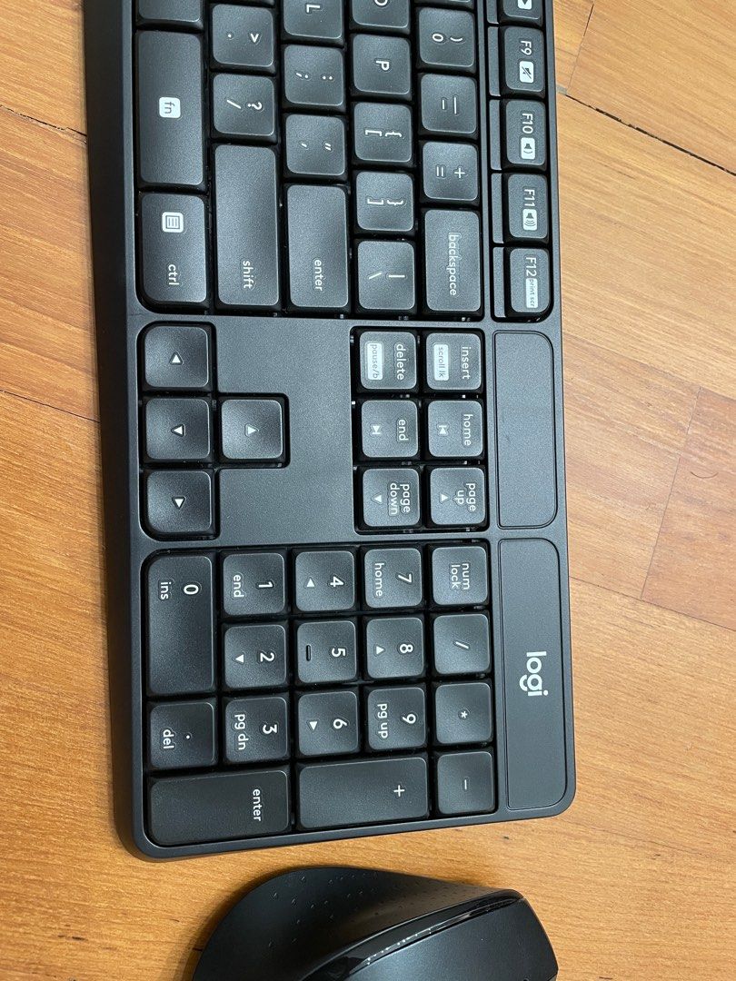 Logitech Silent Wireless Keyboard And Mouse Combo Computers And Tech Parts And Accessories