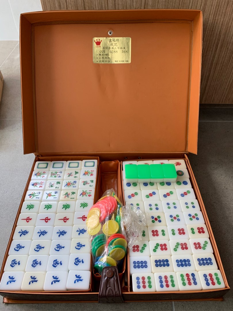 Mahjong Set, Hobbies & Toys, Toys & Games on Carousell