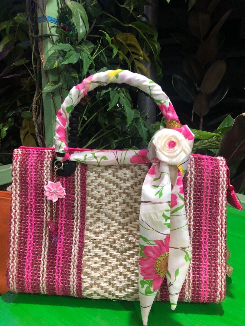 Native Abaca Bag, Women's Fashion, Bags & Wallets, Shoulder Bags on ...