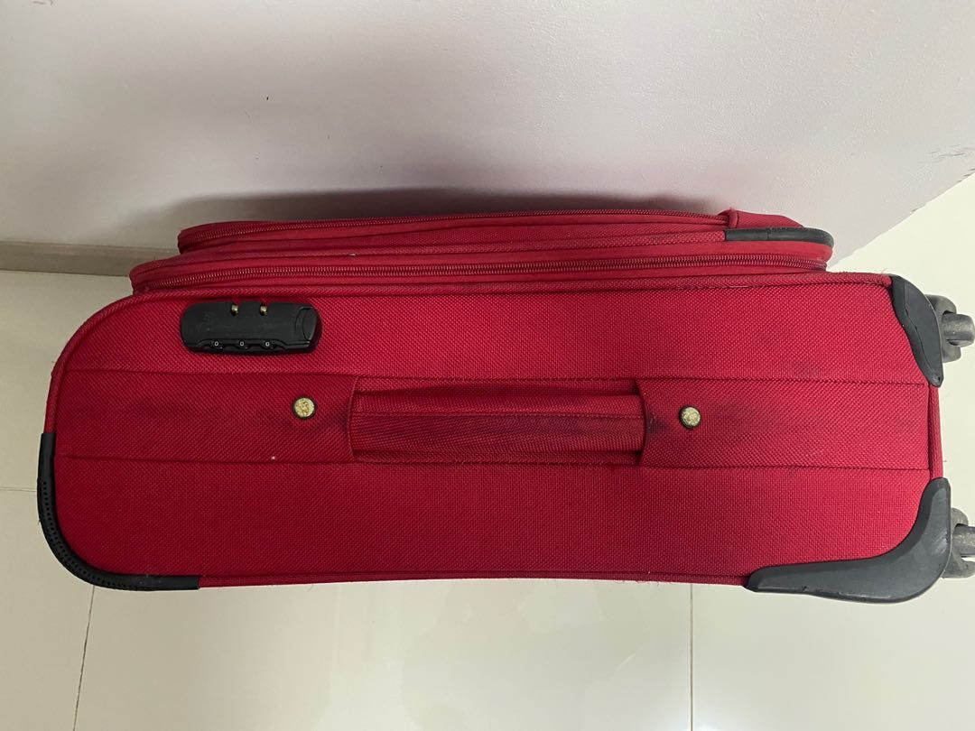 Oiwas luggage, Hobbies & Toys, Travel, Luggage on Carousell