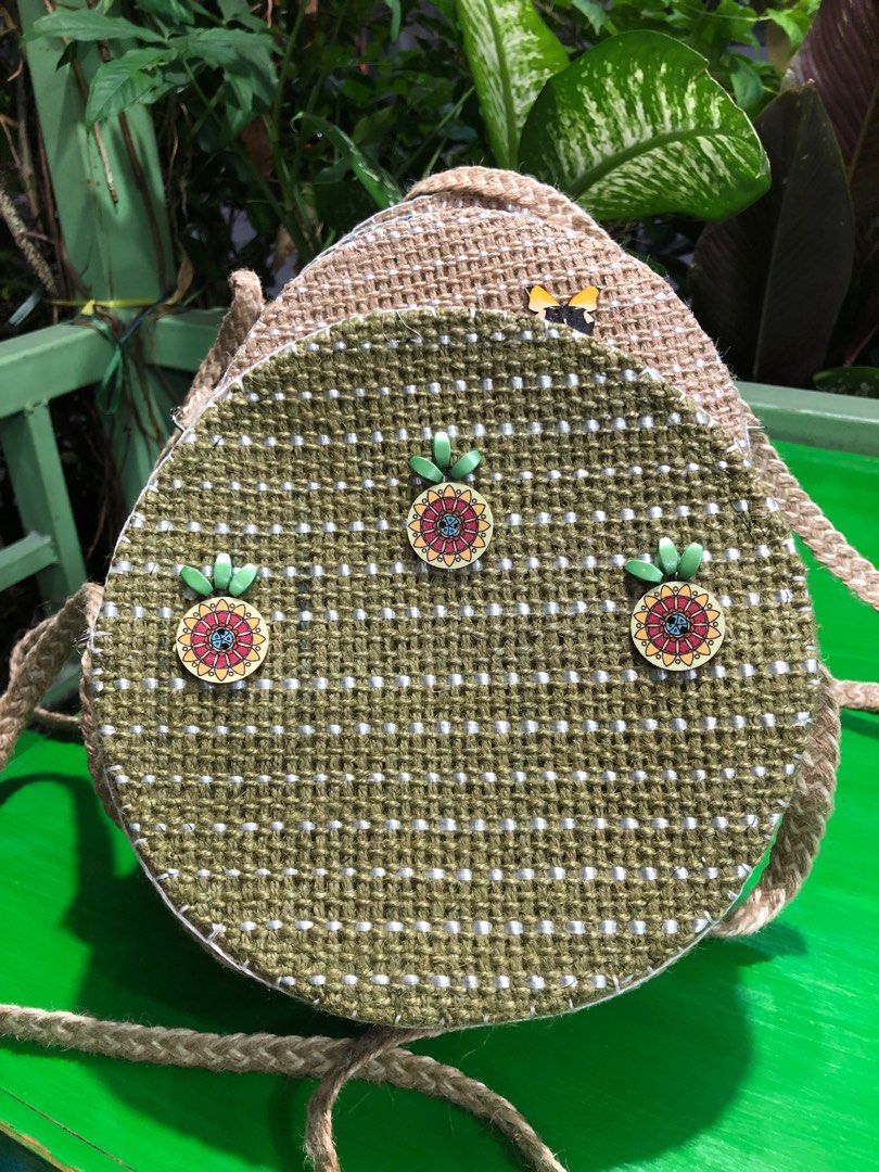 On Hand Native Abaca Bags, Women's Fashion, Bags & Wallets, Cross-body ...