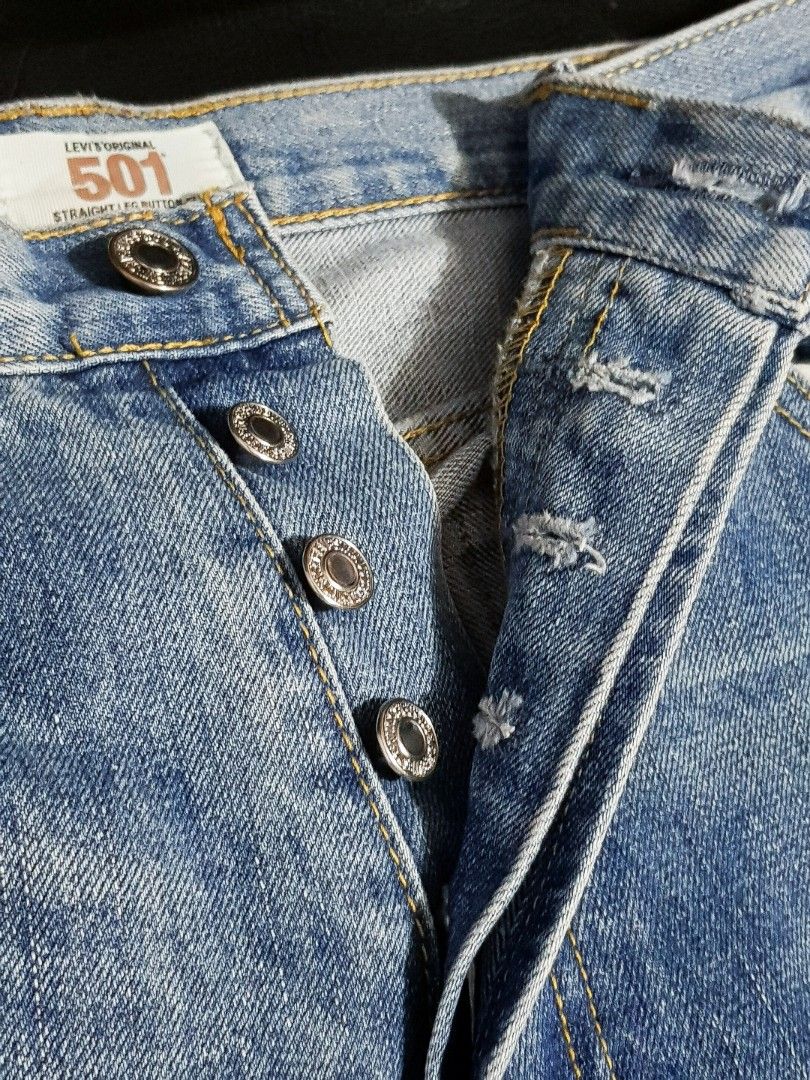 Original 90s Vintage Levis 501 JEANS Oversized Relaxed Look, Women's Fashion, Bottoms, Jeans on ...